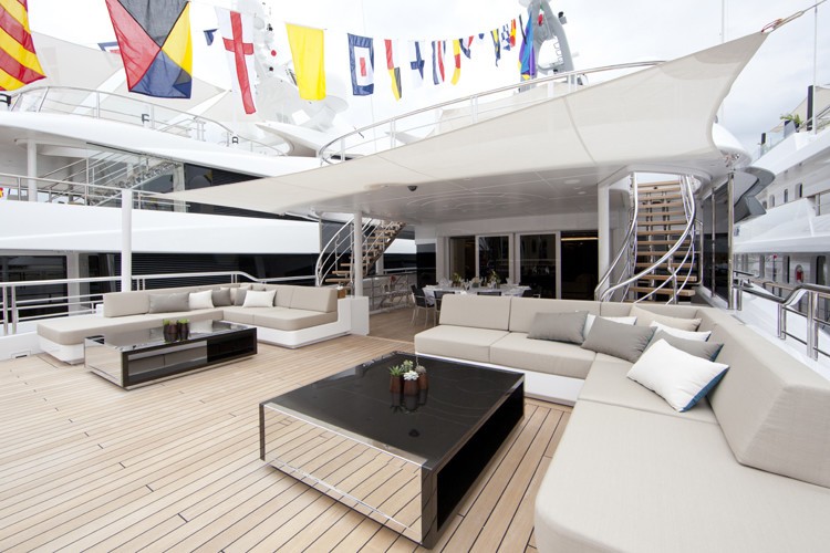 Yacht MOGAMBO, Nobiskrug | CHARTERWORLD Luxury Superyacht Charters